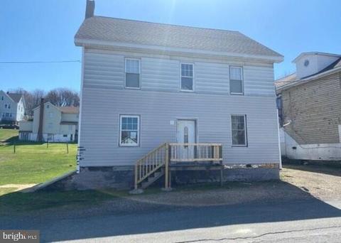 400 Foster St, Gallitzin, PA 16641 | 22 Photos | MLS #PACA2000446 - Movoto