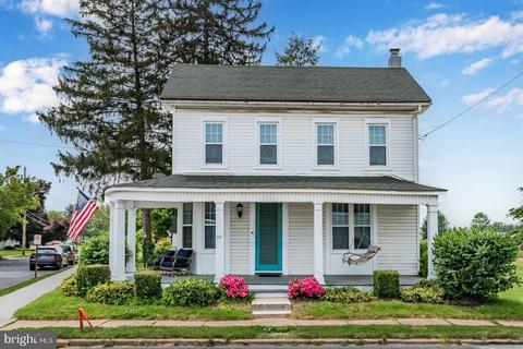 201 N York St Mechanicsburg Pa 17055 32 Photos Mls Pacb2020694