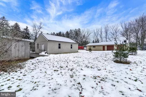 801 Grantham Rd, Grantham, PA 17027 | 39 Photos - Movoto
