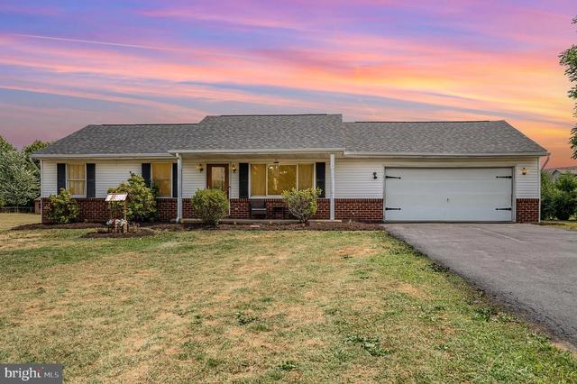 6 Cloud Ct Mechanicsburg Pa 17050 17 Photos Movoto