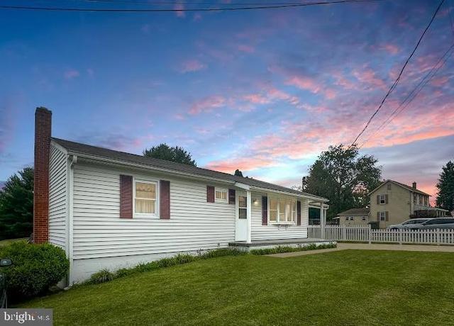 1440 Troy Hawk Run Hwy, Philipsburg, PA 16866 | 14 Photos - Movoto