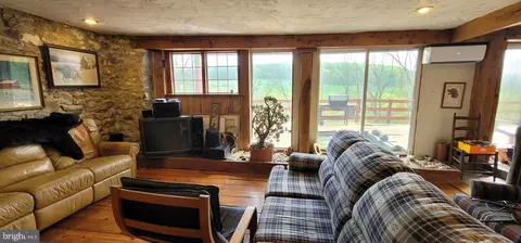 332 Reading Furnace Rd, Elverson, PA 19520 | 72 Photos - Movoto