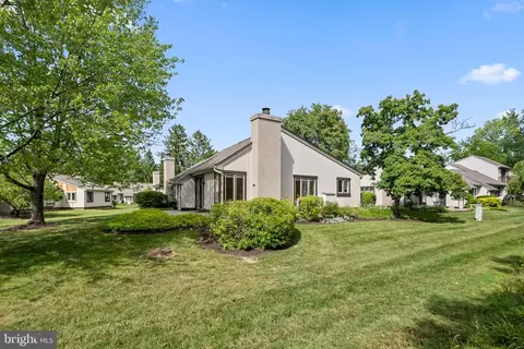357 Devon Way, West Chester, PA 19380 | 36 Photos - Movoto