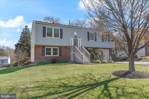 218 Bridge, Boothwyn, PA 19061 | 37 Photos | MLS #PADE2037634 - Movoto