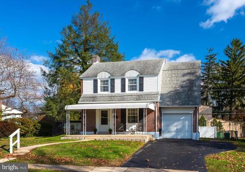 613 Maine Ave, Aldan, PA 19018 | 40 Photos | MLS #PADE2037748 - Movoto