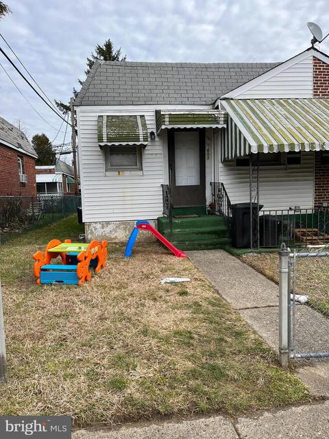 1001 Burnside Rd, Sharon Hill, PA 19079 | 8 Photos | MLS #PADE2039446 ...