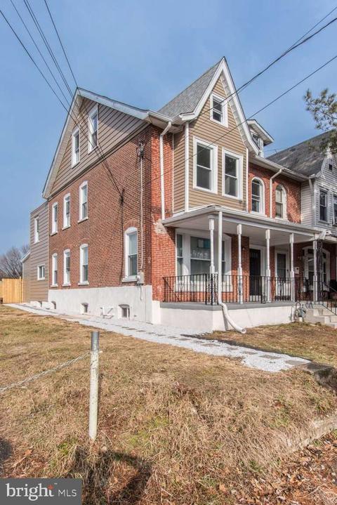 104 E 18th St, Chester, PA 19013 | 25 Photos | MLS #PADE2039866 - Movoto