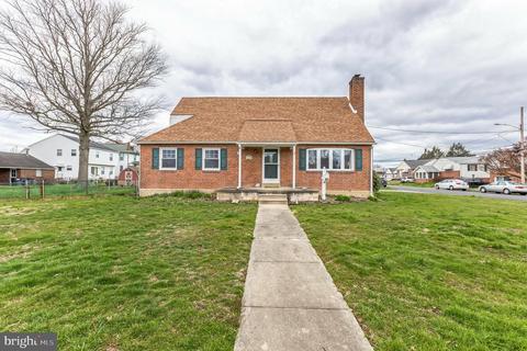 1415 5th Ave, Folsom, PA 19033 | 42 Photos | MLS #PADE2043276 - Movoto