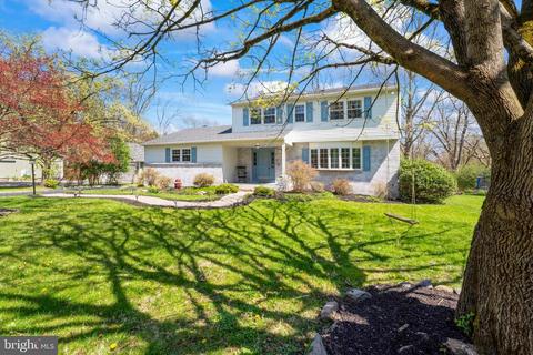 1055 Sproul Rd, Bryn Mawr, PA 19010 | 56 Photos | MLS #PADE2044016 - Movoto