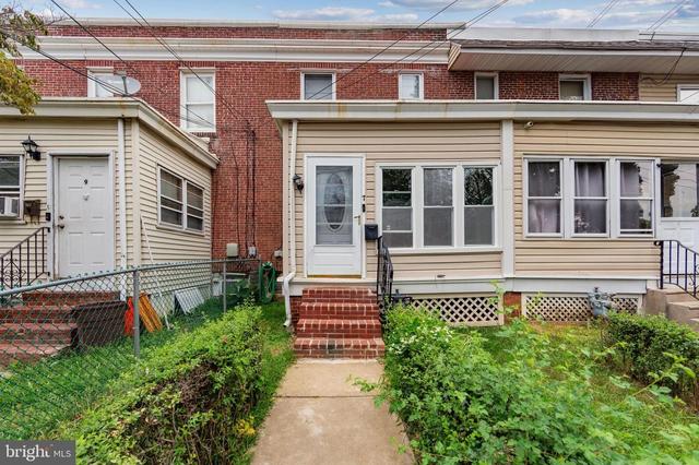 7 Rhodes Ave, Collingdale, PA 19023 | 29 Photos - Movoto