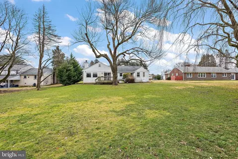 3425 Horton Rd, Newtown Square, PA 19073 | 31 Photos - Movoto