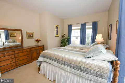 1406 Half Mile Post S, Garnet Valley, PA 19060 | 33 Photos - Movoto