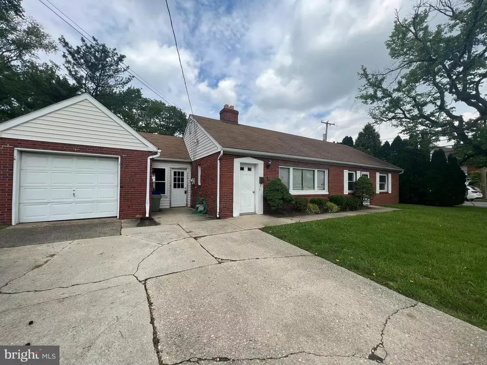 2565 Franklin Ave, Secane, PA 19018 | 3 Photos - Movoto