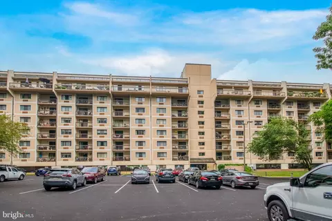 800 Avondale Rd #6N, Wallingford, PA 19086 | 20 Photos - Movoto