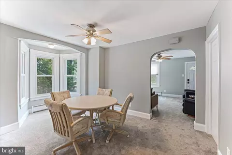 48 S Sproul Rd, Broomall, PA 19008 | 26 Photos - Movoto