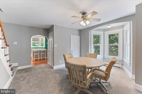 48 S Sproul Rd, Broomall, PA 19008 | 26 Photos - Movoto