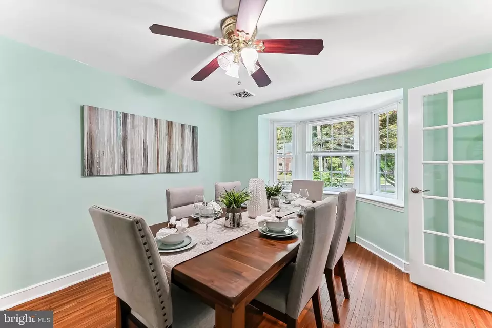 2338 Secane Rd, Secane, PA 19018 | MLS# PADE2095886 | 31 Photos - Movoto