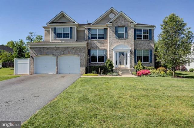 519 Scarlet Cir, Greencastle, PA 17225 | 63 Photos - Movoto