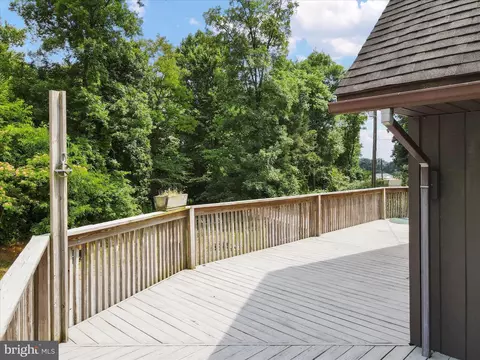 8155 Fort Mccord Rd, Chambersburg, PA 17202 | 48 Photos - Movoto