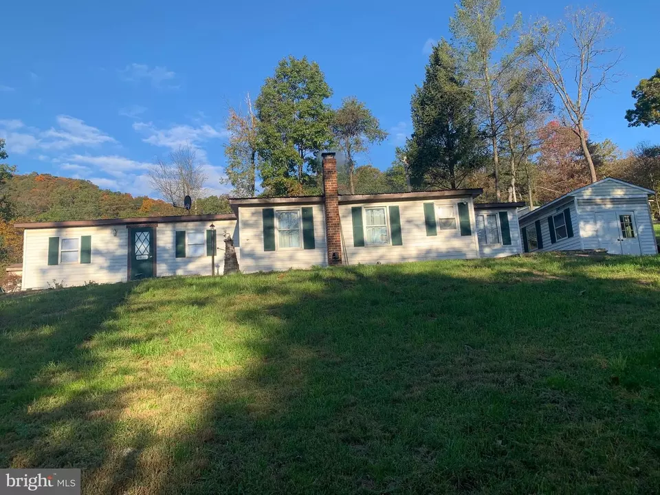 2837 Path Valley Rd, Fort Loudon, PA 17224 - Movoto