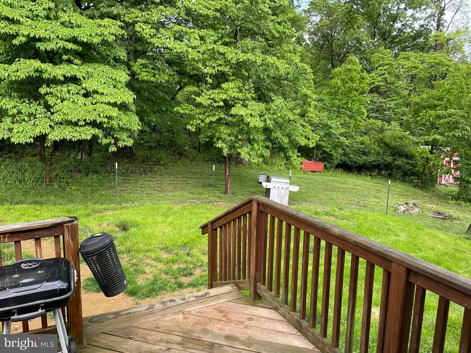 13358 South Ave, Blue Ridge Summit, PA 17214 | MLS# PAFL2027736 | 8 ...