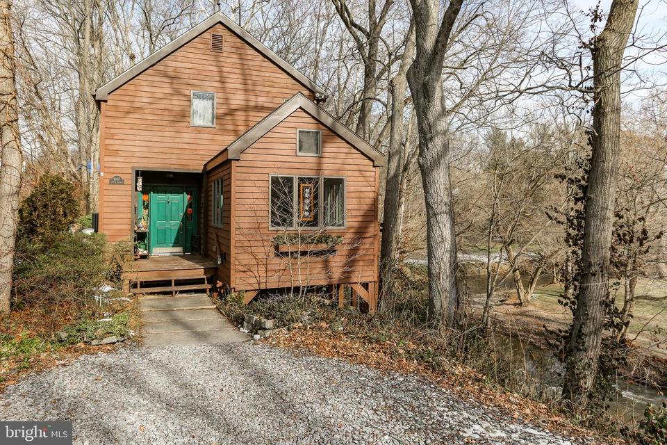 2107 Lyndon Ave, Lancaster, PA 17602 | 72 Photos | MLS #PALA2011620 ...