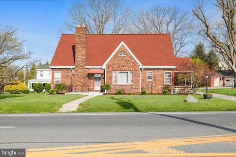 241 S Reading Rd, Ephrata, PA 17522 | 29 Photos - Movoto