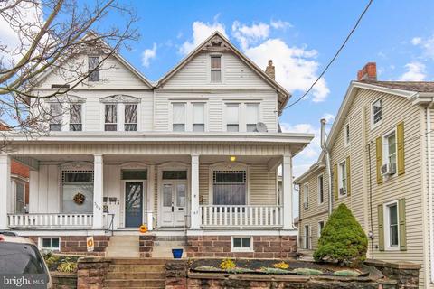 363 Main St, Denver, PA 17517 | 17 Photos | MLS #PALA2027922 - Movoto
