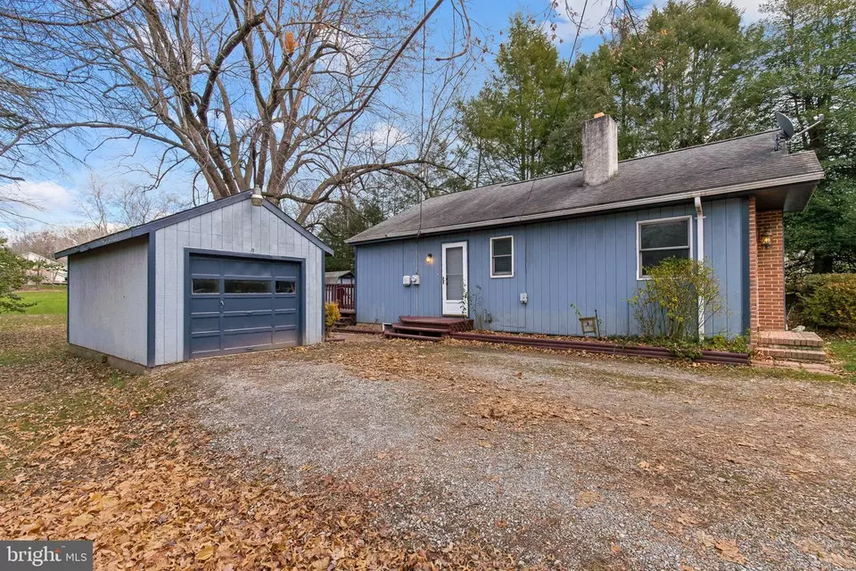 711 Bean Hill Rd, Lancaster, PA 17603 | 38 Photos - Movoto