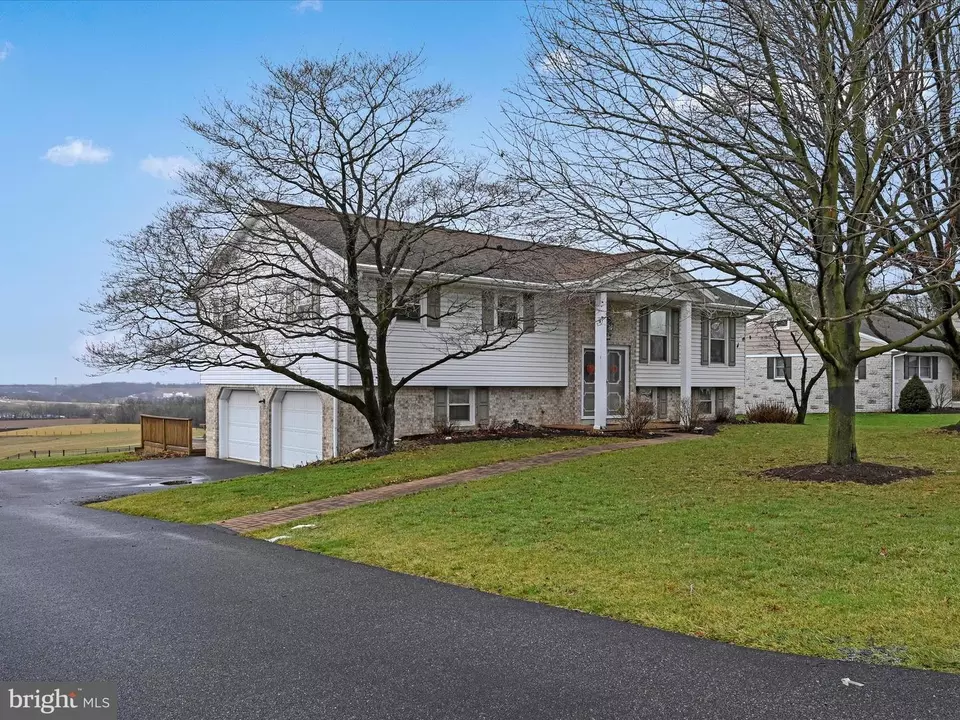 3209 Pleasant View Dr, Manheim, PA 17545 | 33 Photos - Movoto