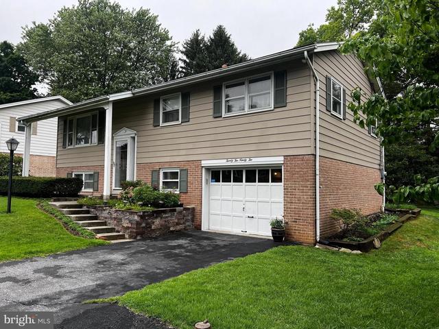 2292 Albern Blvd, Lancaster, PA 17601 | 33 Photos - Movoto