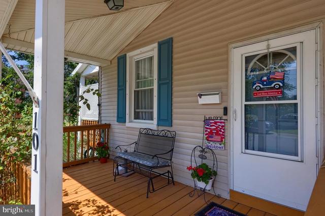 101 E Slokom Ave, Christiana, PA 17509 | 31 Photos - Movoto