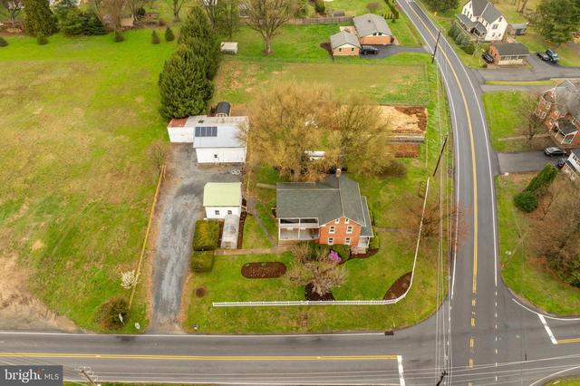 858 Millwood Rd, Willow Street, PA 17584 - Movoto