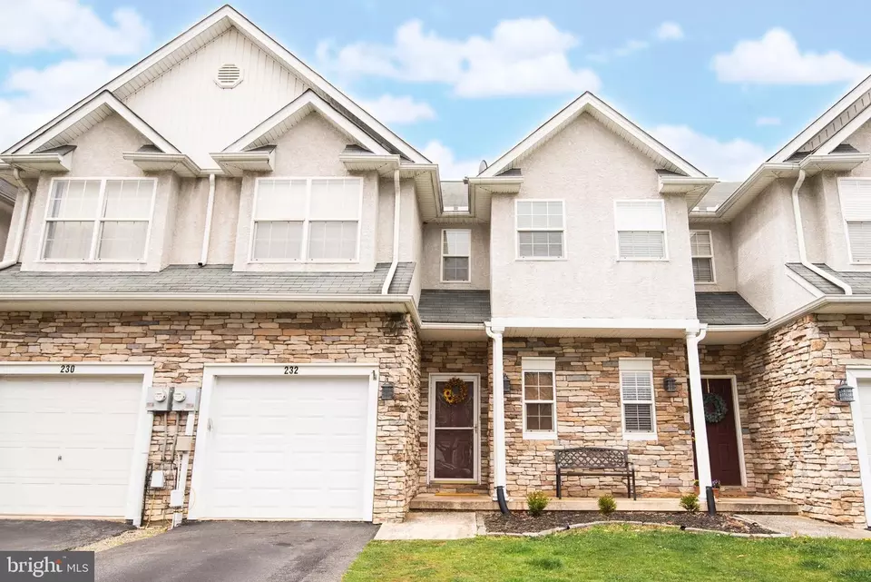 232 Maple Ct, Alburtis, PA 18011 | 22 Photos - Movoto