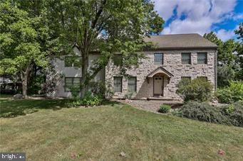 6365 Constitution Rd, Schnecksville, PA 18078 | 51 Photos - Movoto