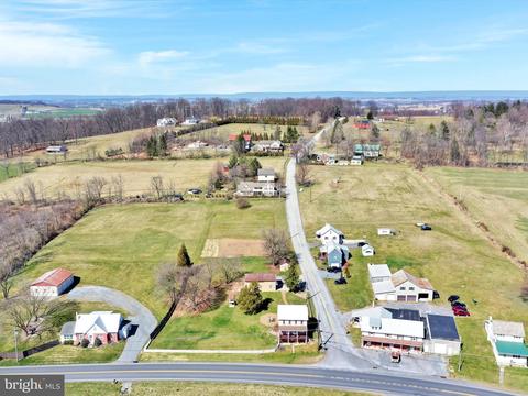 3182 Heidelberg Ave, Newmanstown, PA 17073 | 41 Photos | MLS #PALN2009334 - Movoto