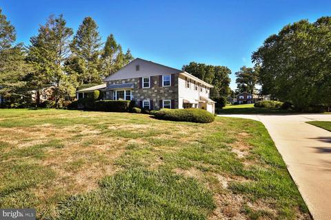 1083 Frederick Rd, Meadowbrook, PA 19046 | 39 Photos | MLS #PAMC2049254 ...