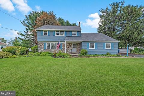 115 Sourwood Dr, Hatboro, PA 19040 | 15 Photos | MLS #PAMC2050044 - Movoto