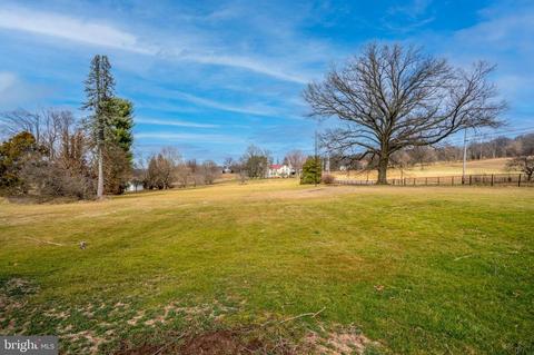 114 Henry Rd, Barto, PA 19504 | 36 Photos | MLS #PAMC2064406 - Movoto