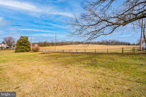 114 Henry Rd, Barto, PA 19504 | 36 Photos | MLS #PAMC2064406 - Movoto