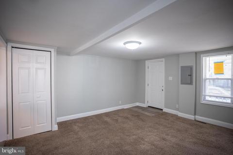 11 N Front St, Souderton, PA 18964 - Movoto