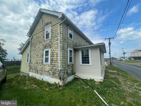 535 W Moreland Ave, Horsham, PA 19044 | 37 Photos | MLS #PAMC2072384 ...