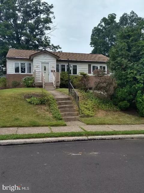 335 Forest Ave, Willow Grove, PA 19090 | 27 Photos - Movoto