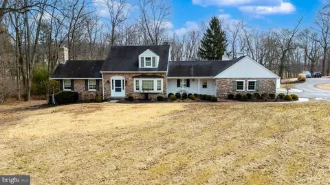 19525 Homes For Sale & 19525, PA Real Estate - Movoto