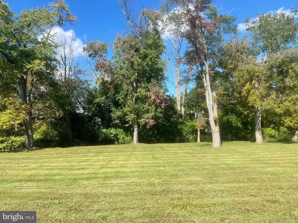 404 Dresher Rd #G, Horsham, PA 19044 | MLS# PAMC2160364 | 6 Photos - Movoto