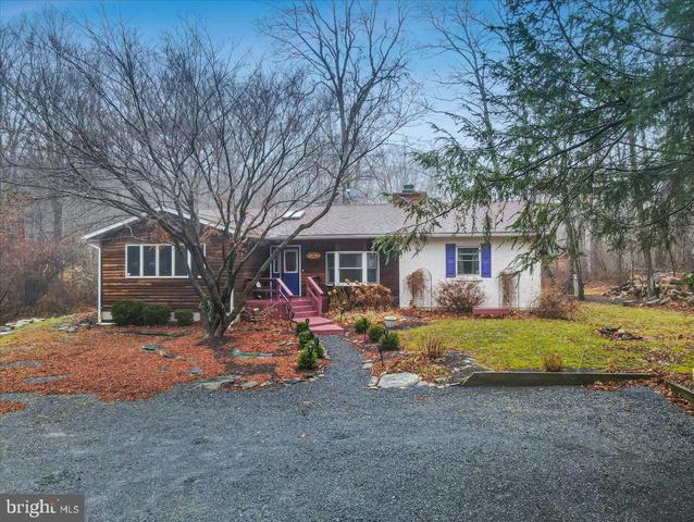 2855 Route 715, Henryville, PA 18332 | 67 Photos - Movoto