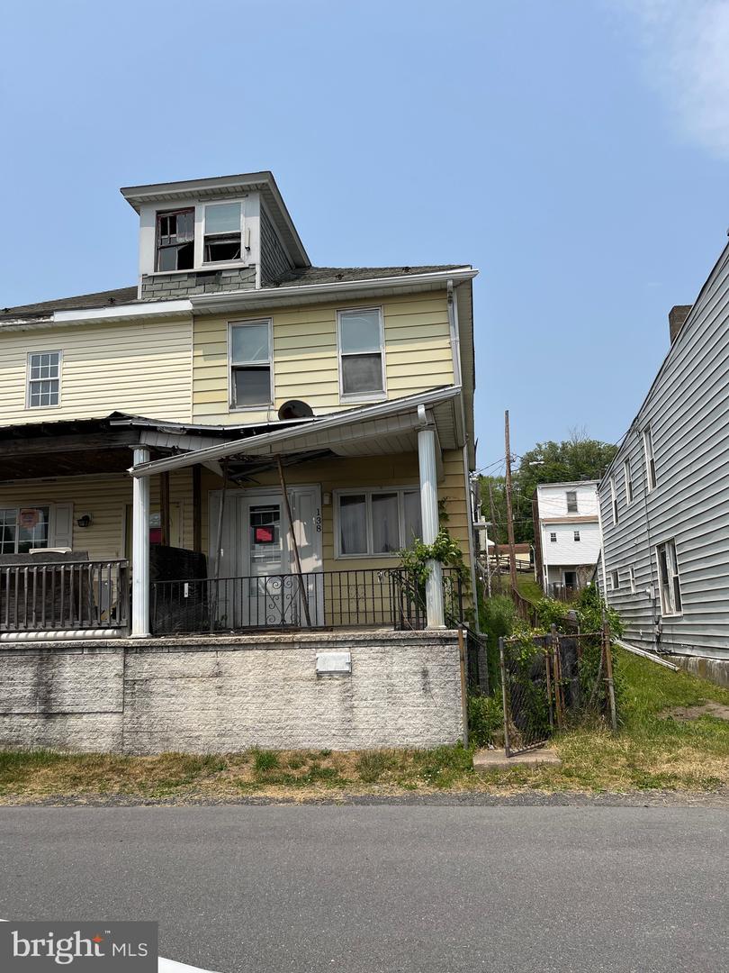 138 Railroad St, Locust Gap, PA 17840 | 4 Photos - Movoto