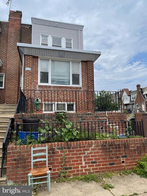 19136 Homes for Sale & 19136 Real Estate | 138 Houses - Movoto