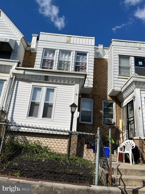 5761 Stewart St, Philadelphia, PA 19131 | 13 Photos | MLS #PAPH2168098 ...