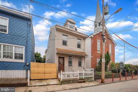2630 Fillmore St, Philadelphia, PA 19137 | 29 Photos | MLS #PAPH2173914 ...
